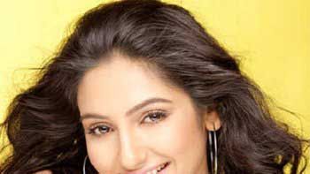 Ragini Dwivedi to groove on a dance number in \'R... Rajkumar\'