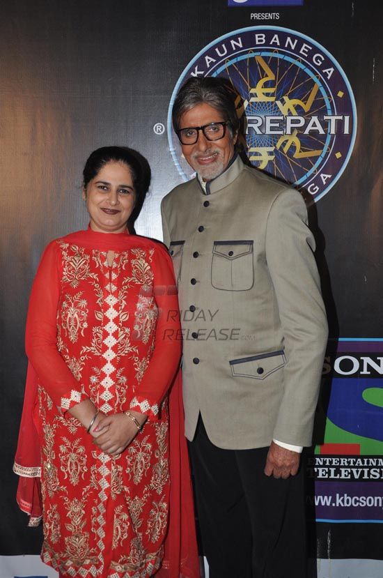 Amitabh Bachchan honours Sunmeet Kaur Sawhney the winner of Rs 5 crore ...